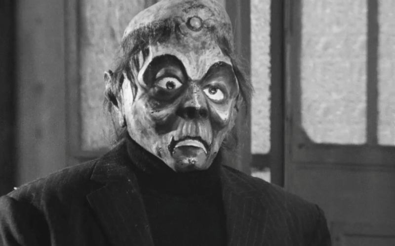 FilmScene - THE CURIOUS DR. HUMPP